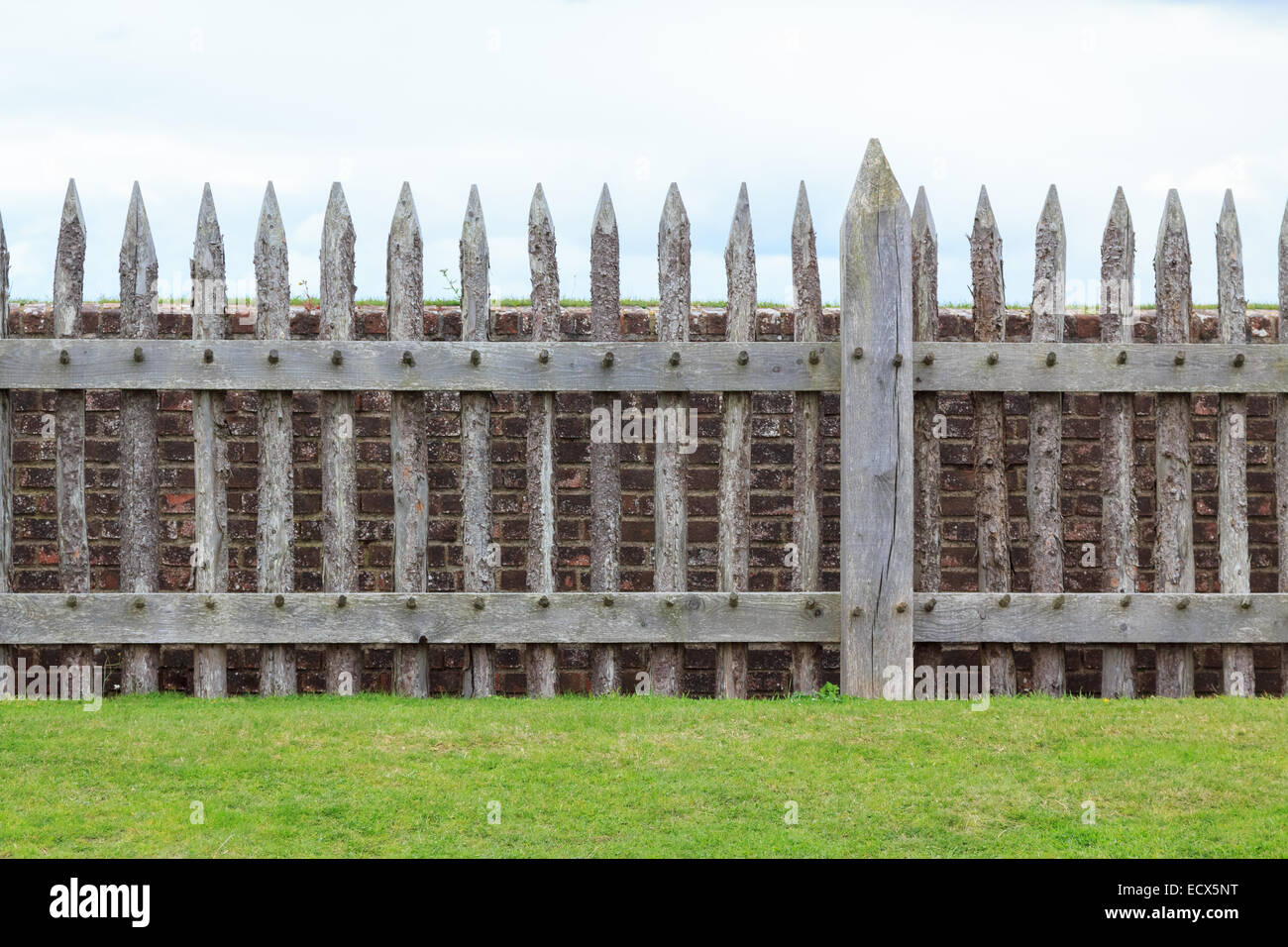 Fort wood construction hi-res stock photography and images - Alamy