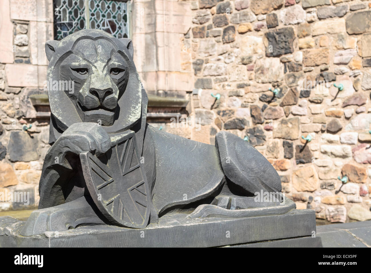 British lion and union jack hi-res stock photography and images - Alamy