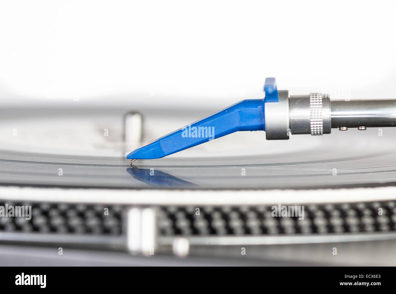 Close up needle on record hi-res stock photography and images - Alamy
