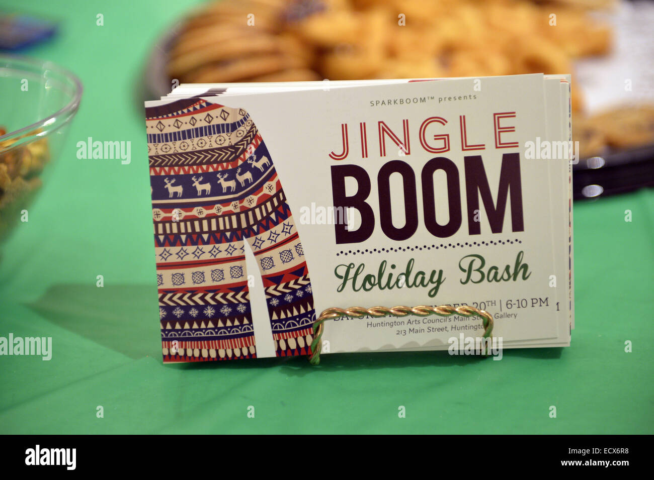 Huntington, New York, USA. 20th Dec, 2014. The festive Jingle Boom ...