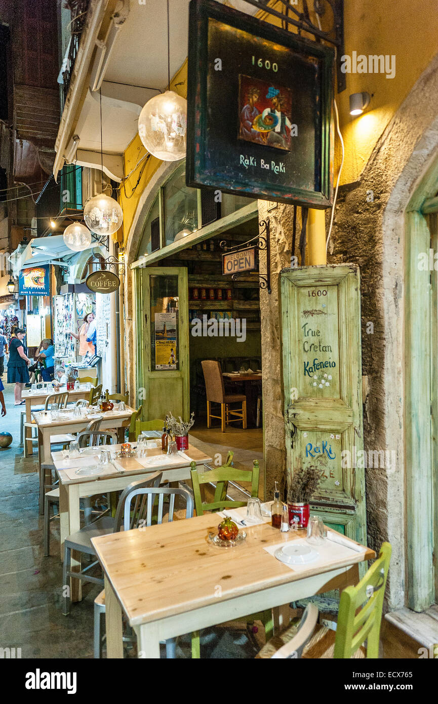 Tables on typical Greek restaurant Stock Photo - Alamy