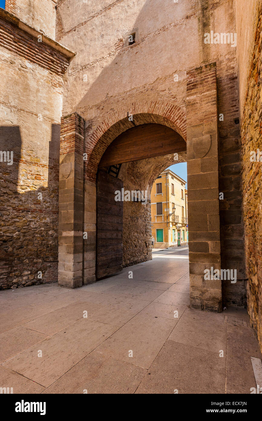 Soave porta verona hi-res stock photography and images - Alamy
