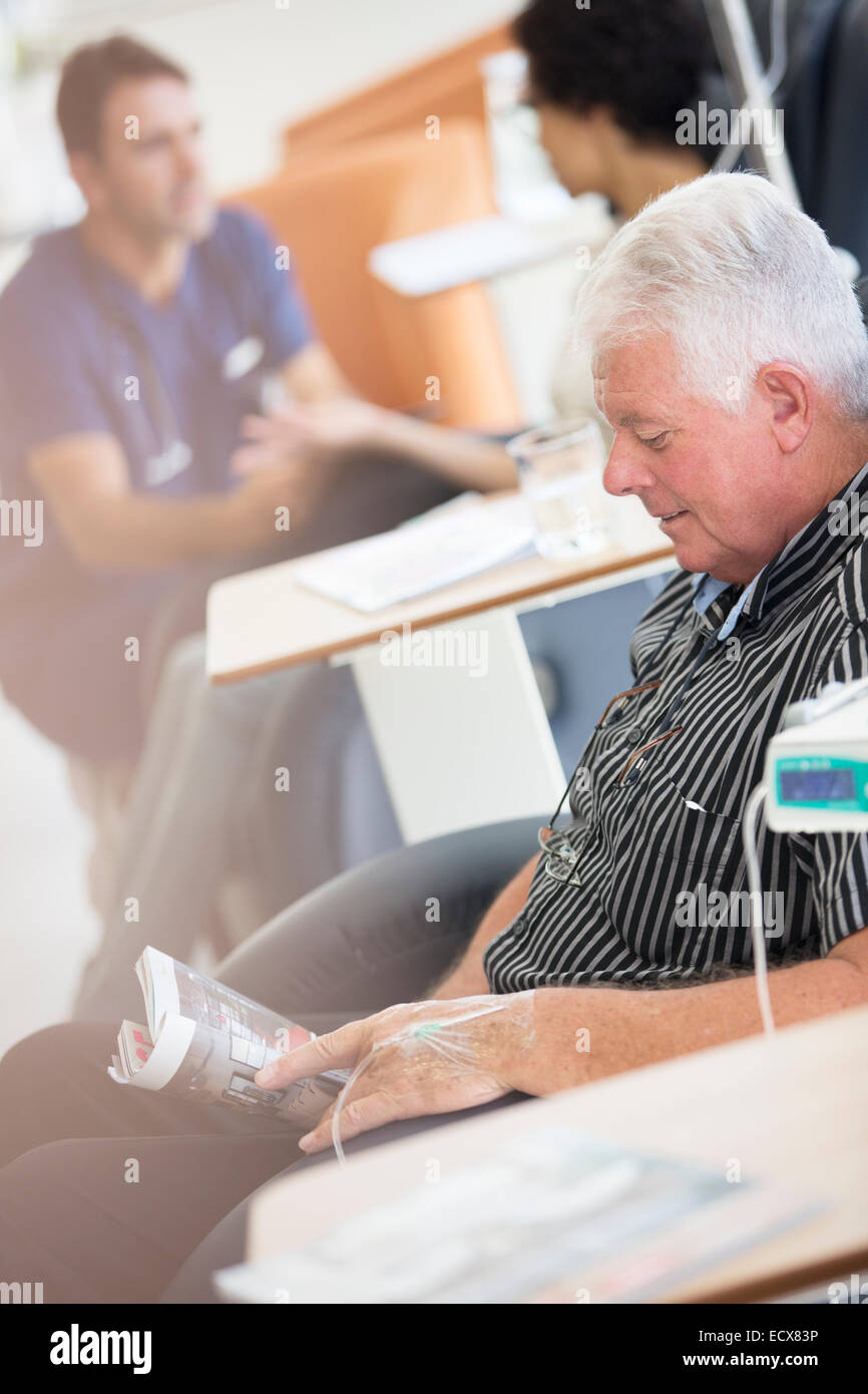 Intravenous infusion hi-res stock photography and images - Alamy