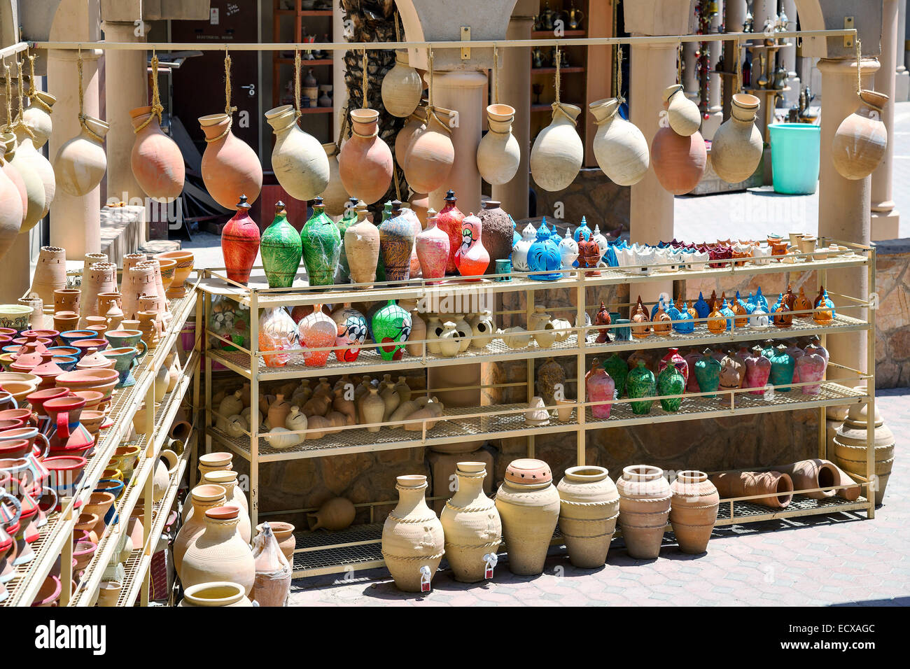 Omani pottery hi-res stock photography and images - Alamy