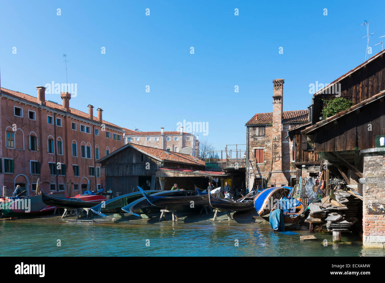 Squero di San Trovaso: The gondola boatyard in Venice Stock Photo - Alamy