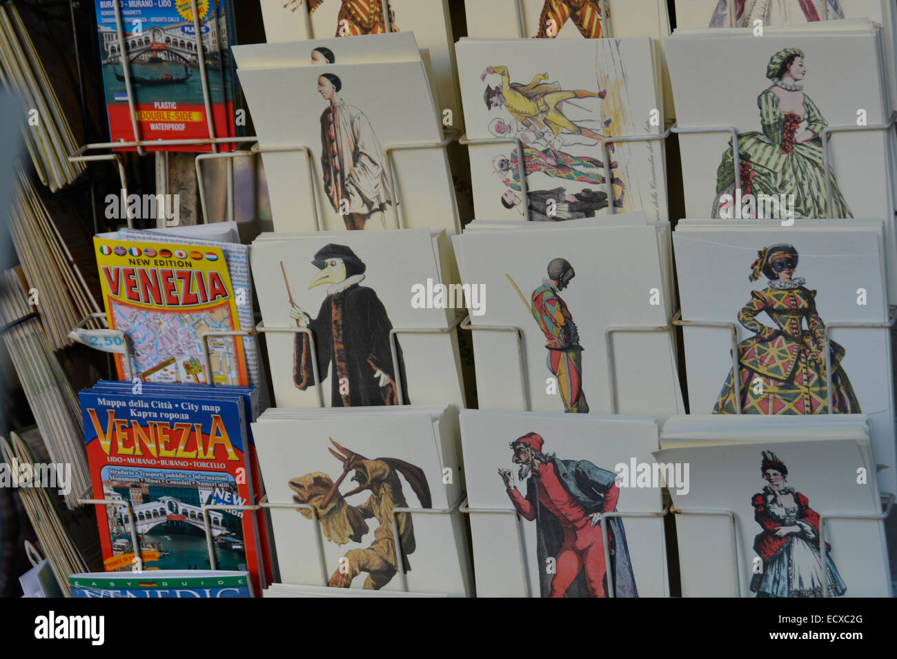 Venice gondola souvenir hi-res stock photography and images - Alamy