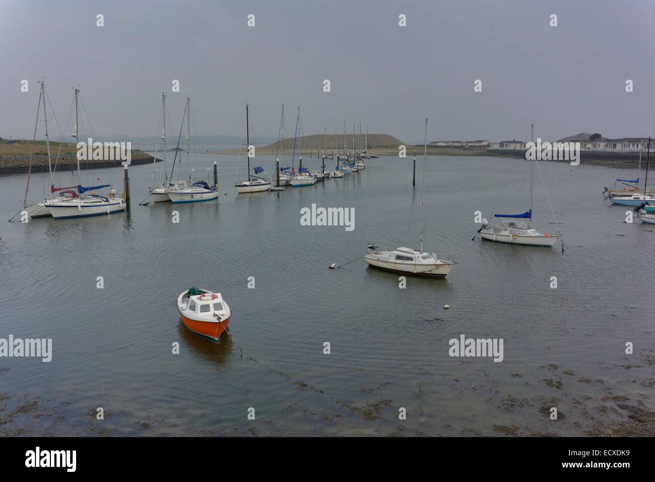 Pwllheli harbour hi-res stock photography and images - Alamy