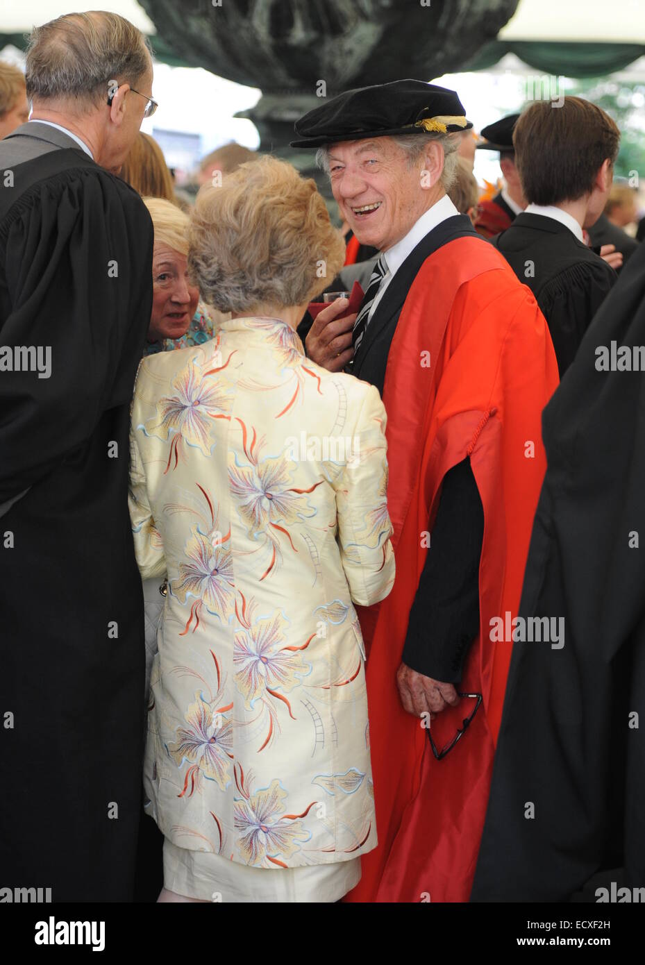 Sir Ian McKellen receives an honorary degree from Cambridge University ...