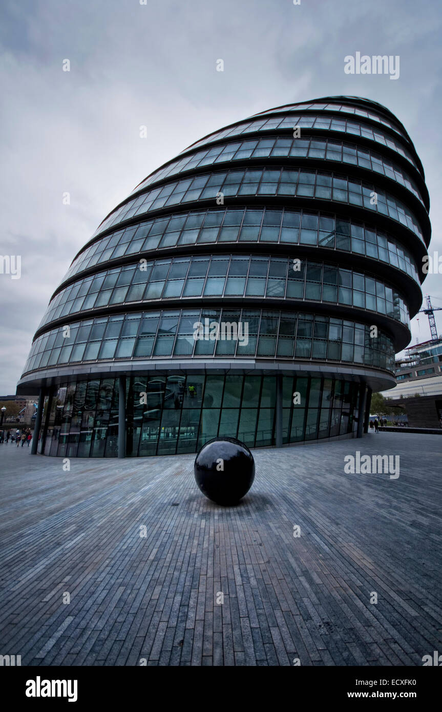 Tower bridge assembly building hi-res stock photography and images - Alamy