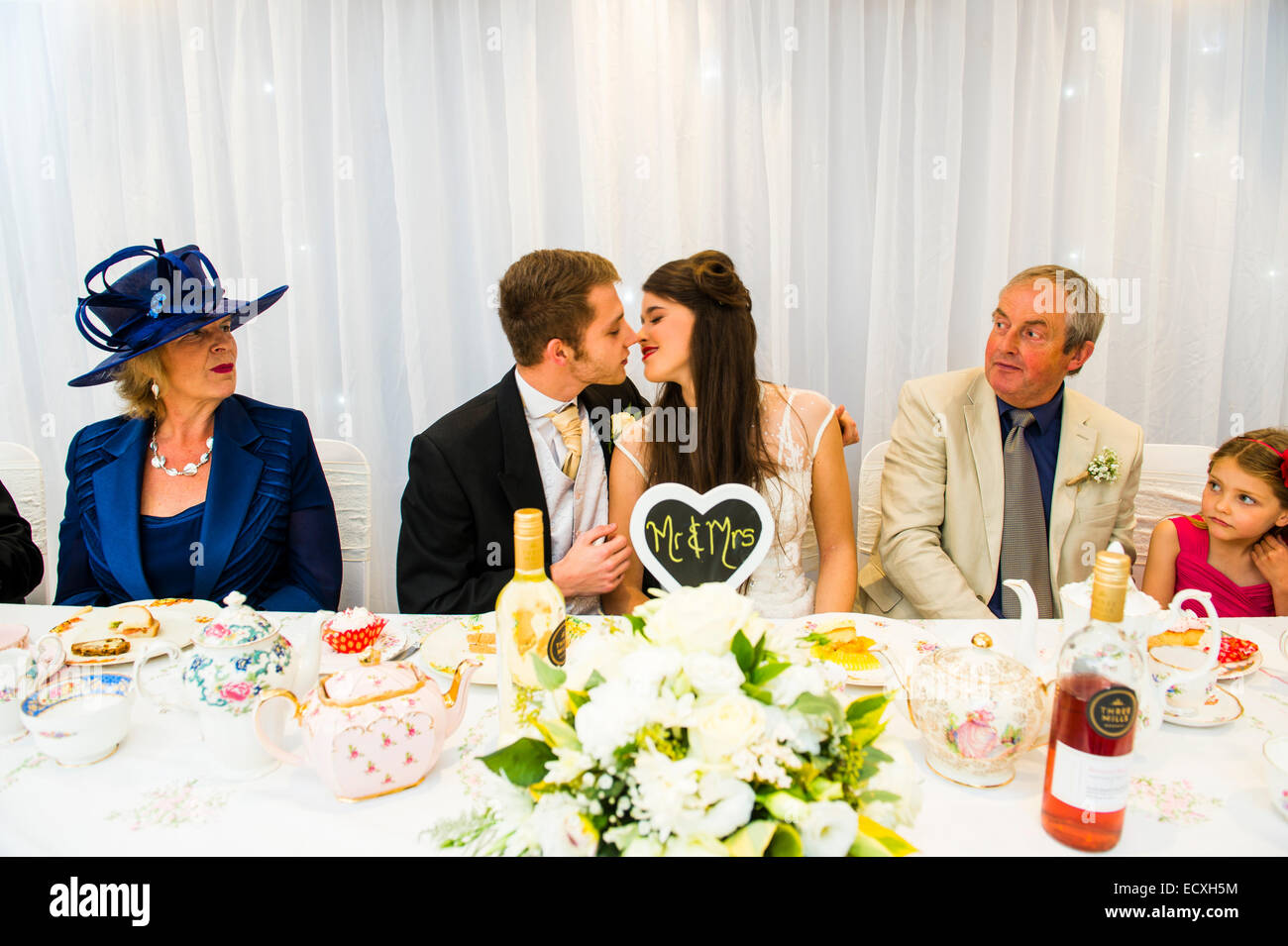 Day reception hi-res stock photography and images - Alamy