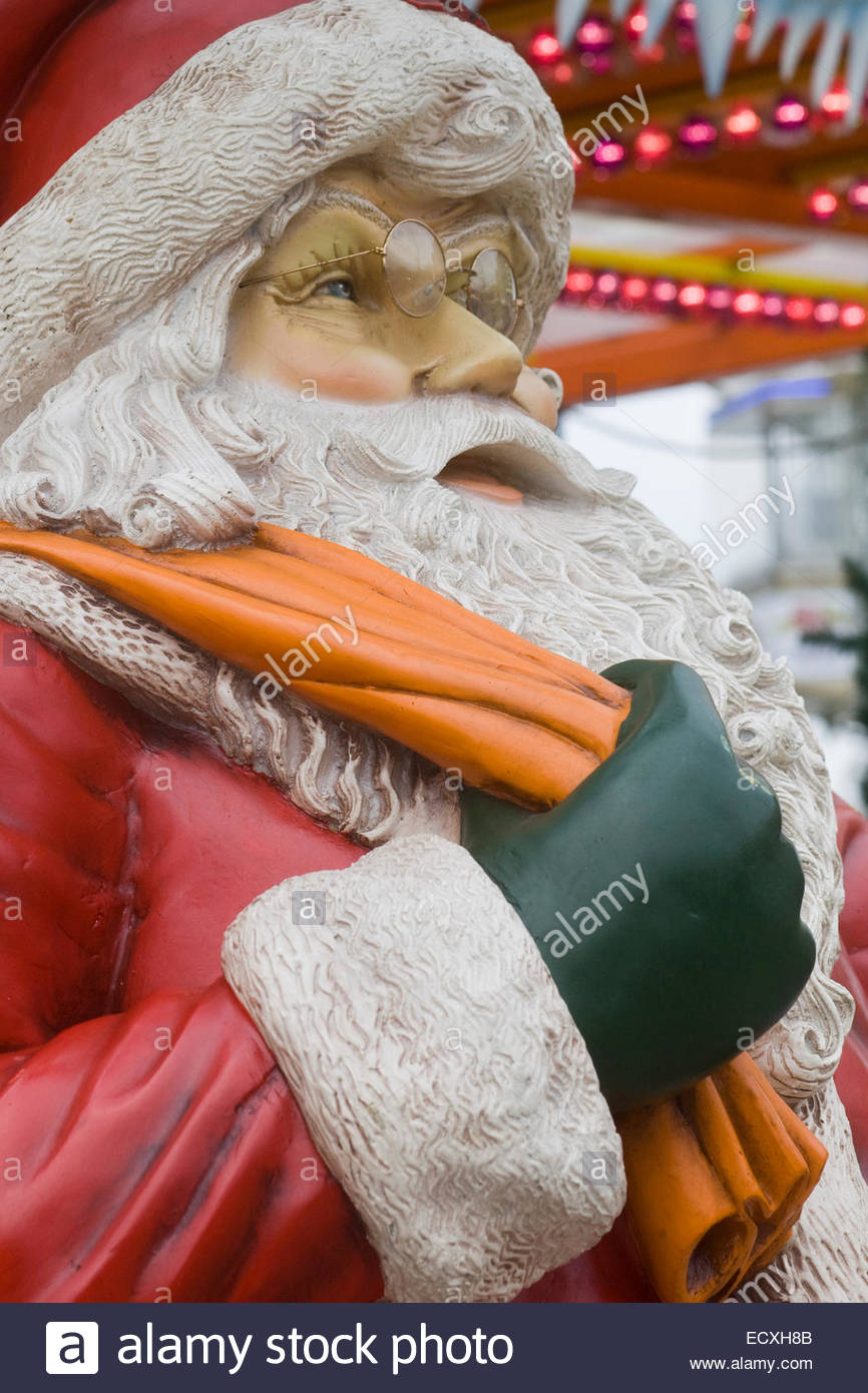 Statue Of Historical Children High Resolution Stock Photography and ...
