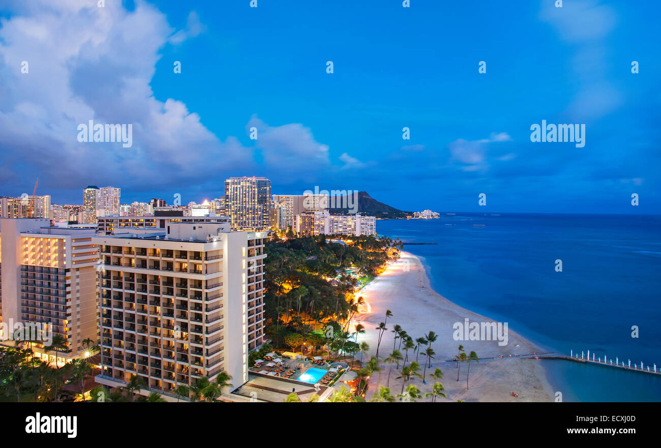 Honolulu, Hawaii skyline at dusk Stock Photo - Alamy