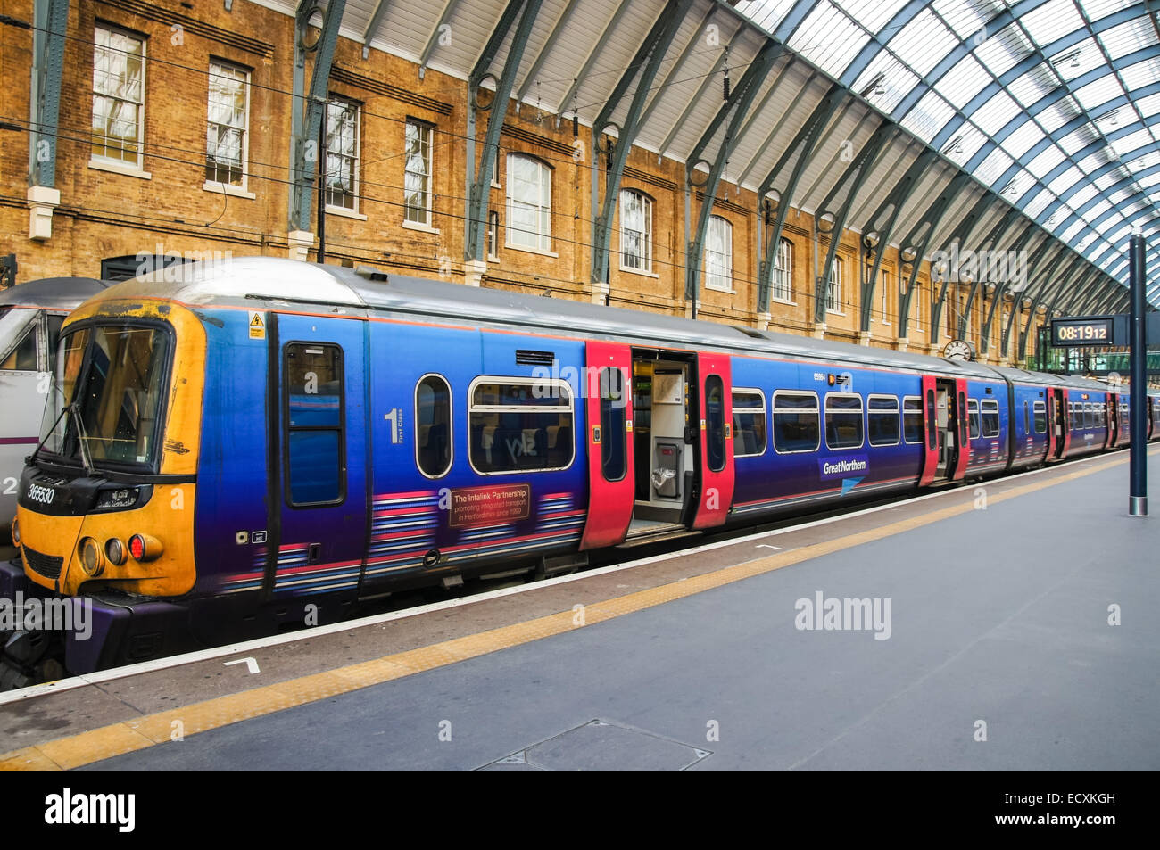 Great northern railway train hi-res stock photography and images - Alamy