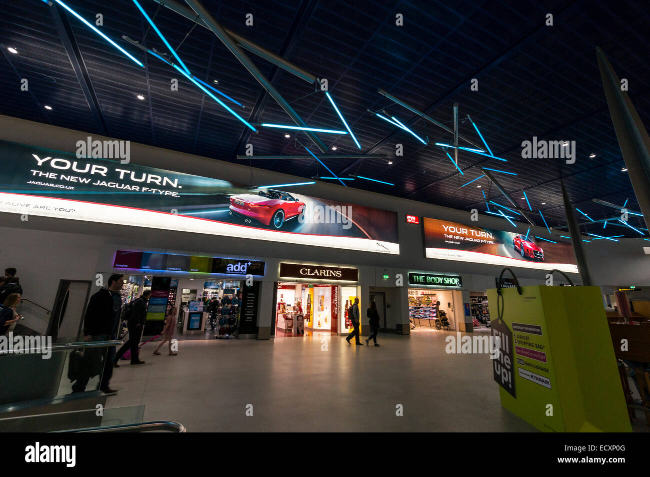 Manchester Airport, England, UK - airport shops at night Stock Photo ...