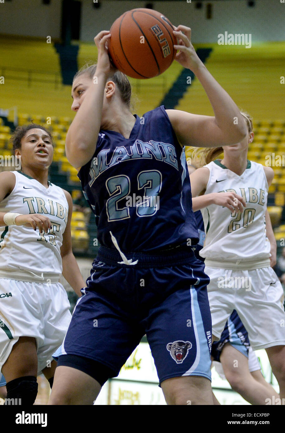 Williamsburg, VA, USA. 21st Dec, 2014. 20141221- Maine forward ...