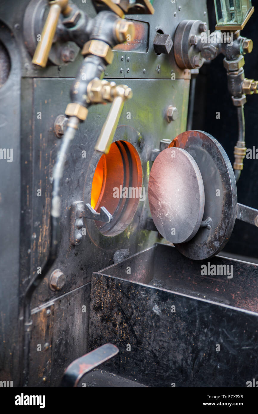 Boiler Steam Engine Stock Photos & Boiler Steam Engine Stock Images - Alamy