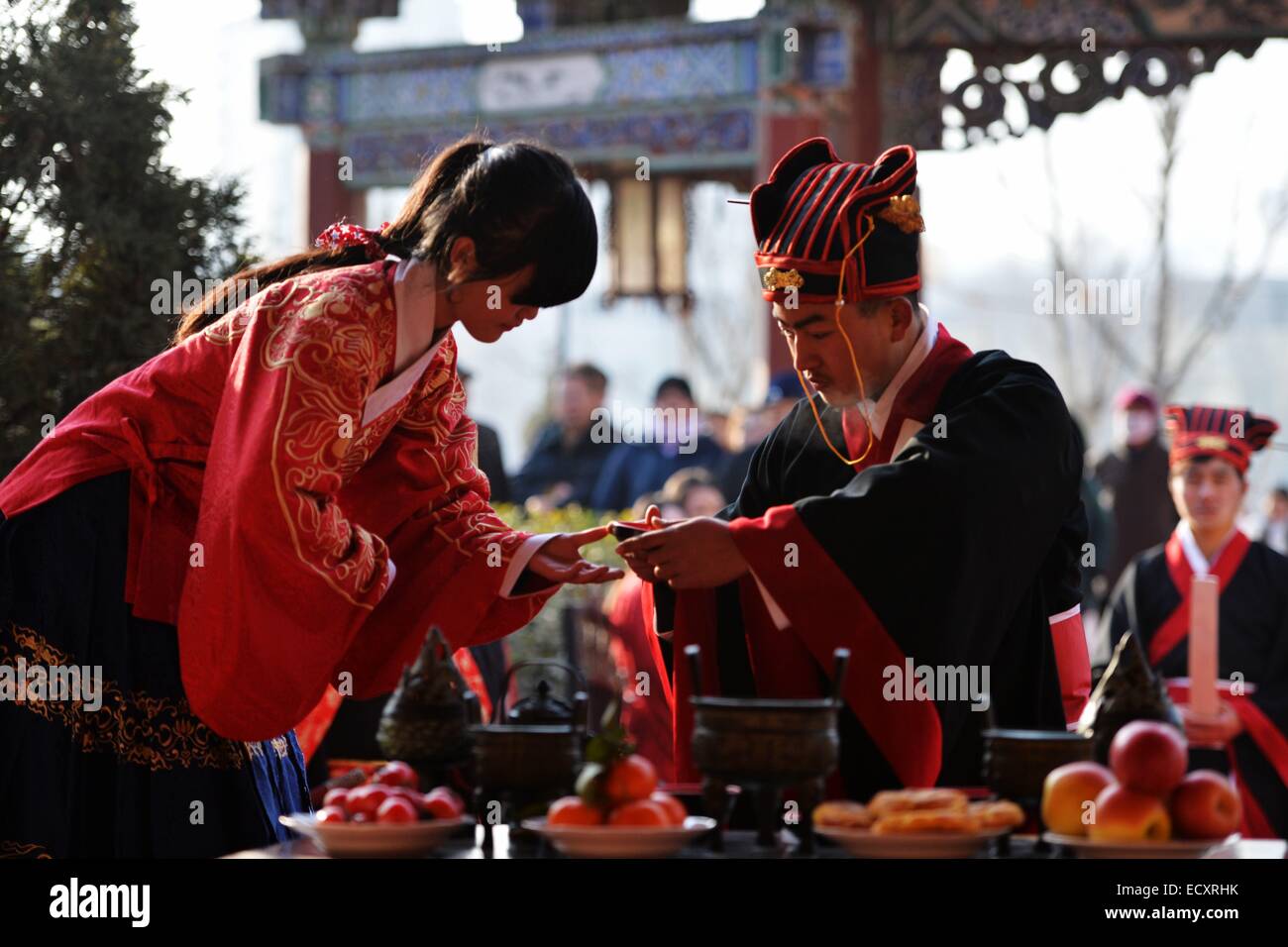 Han chinese family hi-res stock photography and images - Alamy