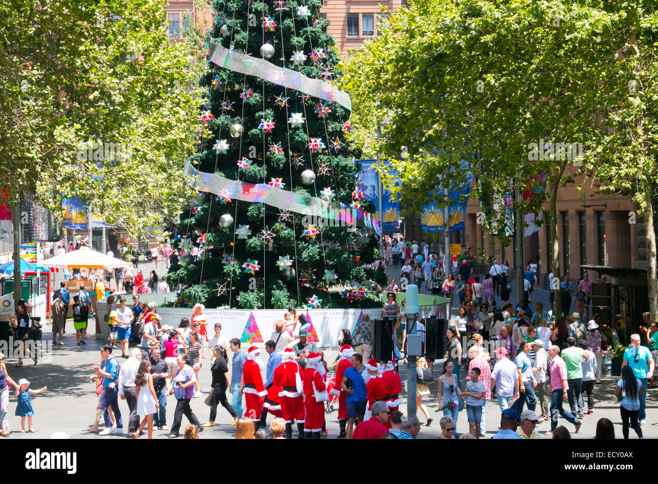 Australian santa claus hi-res stock photography and images - Alamy