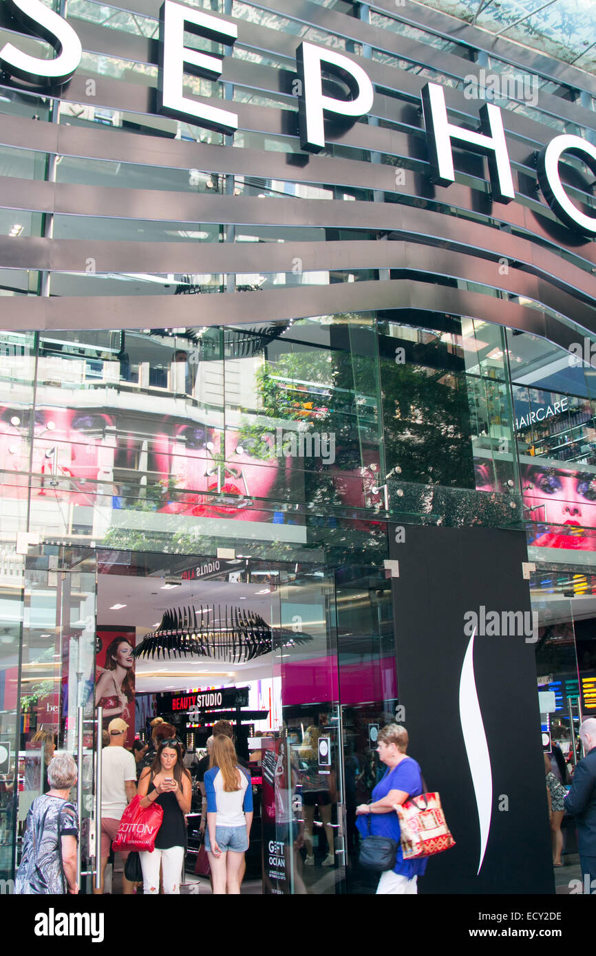 Sephora hi-res stock photography and images - Alamy