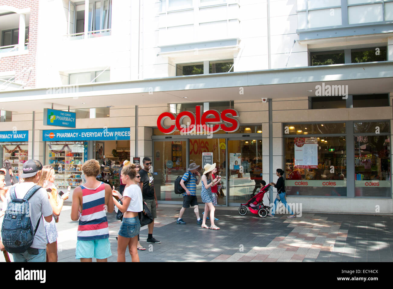Coles supermarket entrance hi-res stock photography and images - Alamy