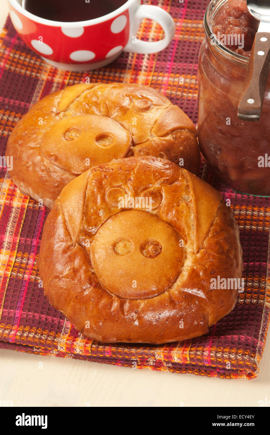 Pig pie hi-res stock photography and images - Alamy
