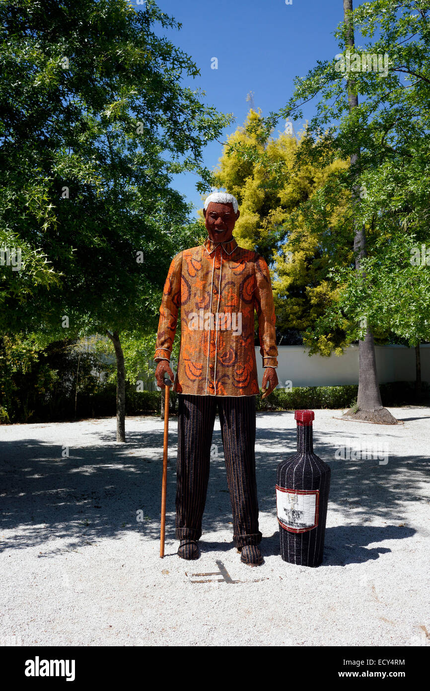 Beaded sculpture of nelson mandela hi-res stock photography and images ...