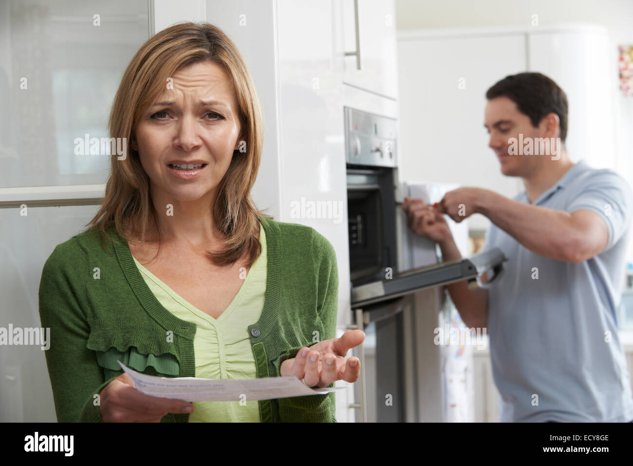 Bill invoice hi-res stock photography and images - Alamy