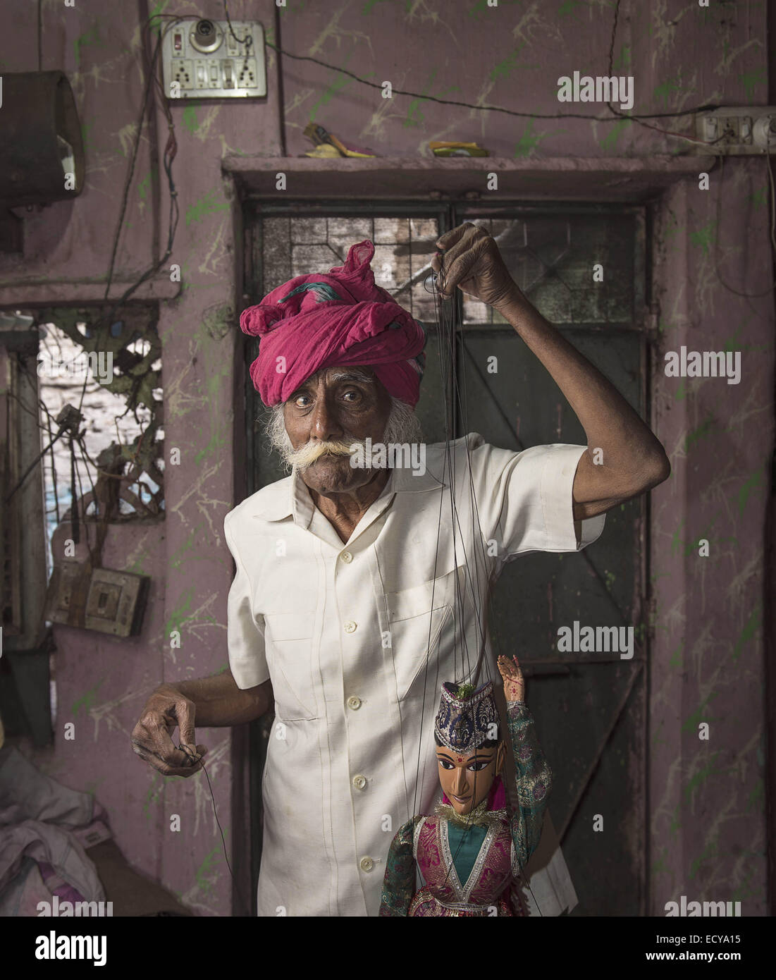 Portraits of Street Performers of The Kathputli Colony Kathputli is ...
