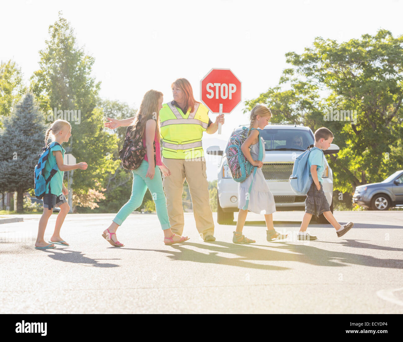 School crossing guard hi-res stock photography and images - Alamy