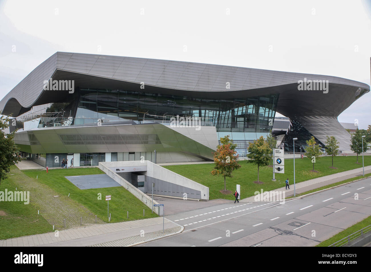Bmw welt hi-res stock photography and images - Alamy