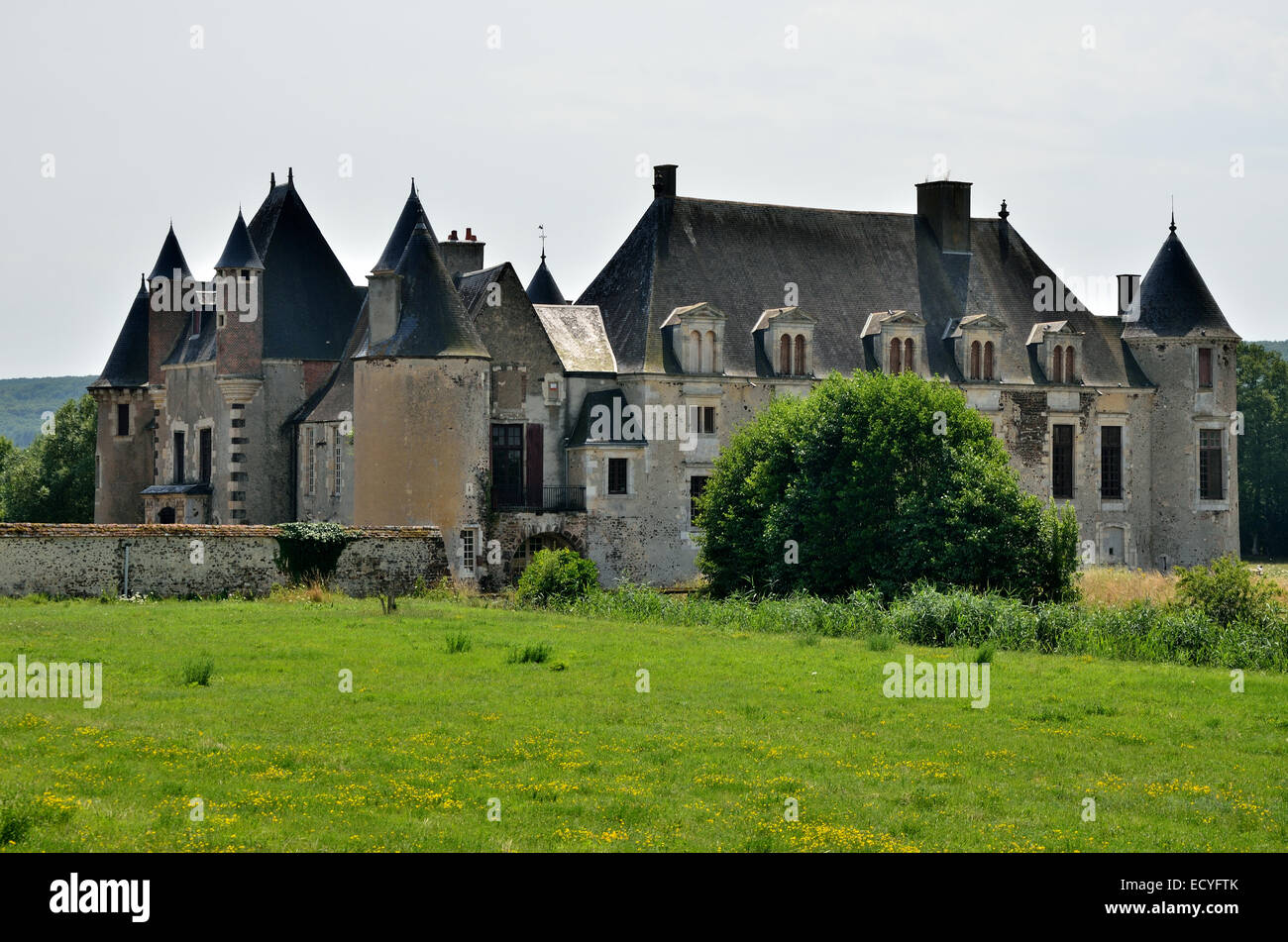 A la découverte du chateau de Boucard, au coeur des vignobles du coeur ...