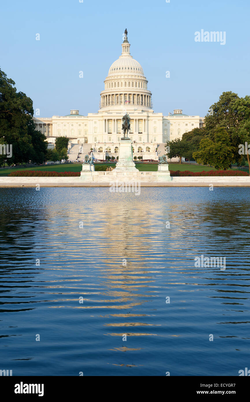 Vertical photo dc hi-res stock photography and images - Alamy