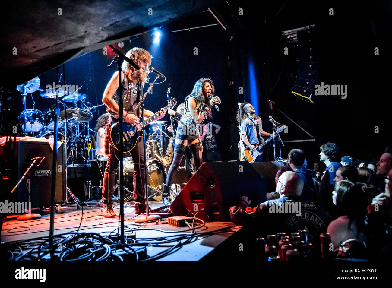 Female fronted rock band High Resolution Stock Photography and Images ...