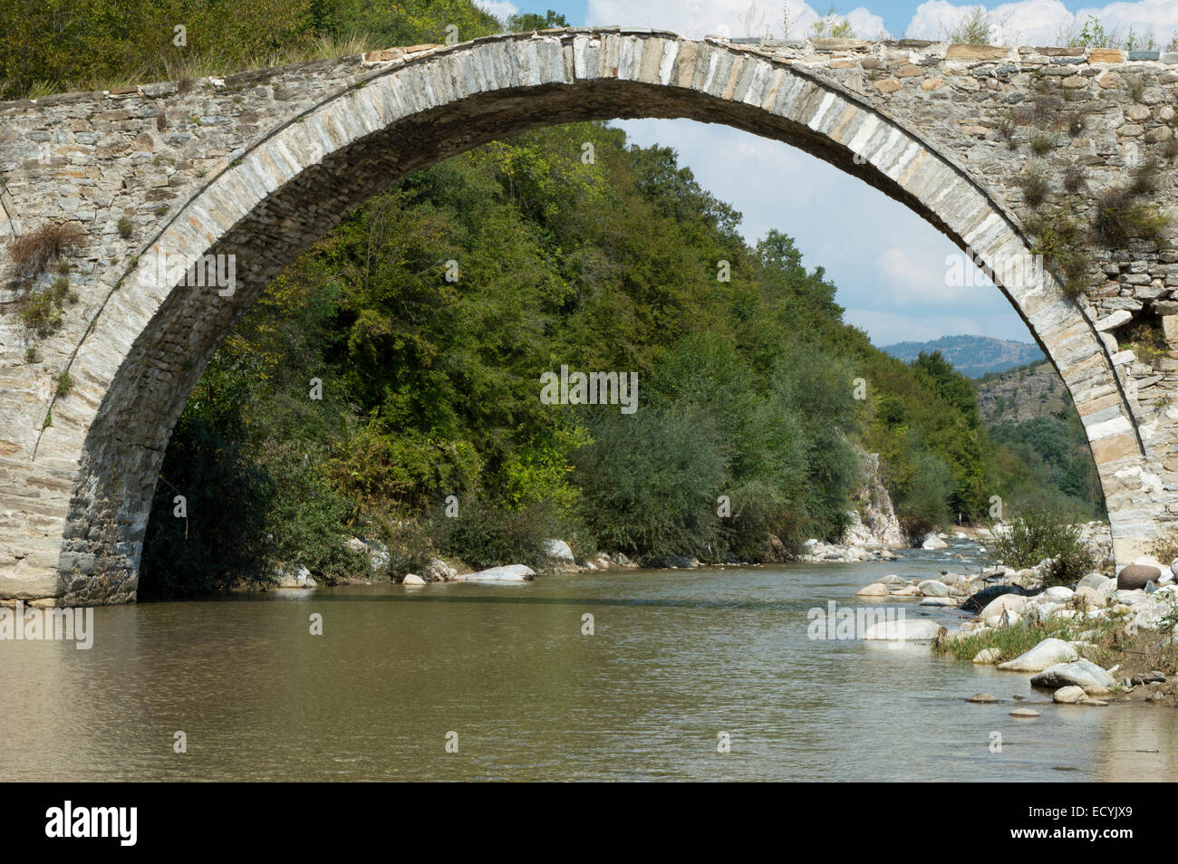 Arch footbridge ancient hi-res stock photography and images - Alamy