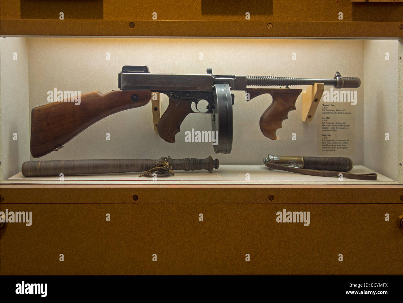 Tommy gun hi-res stock photography and images - Alamy