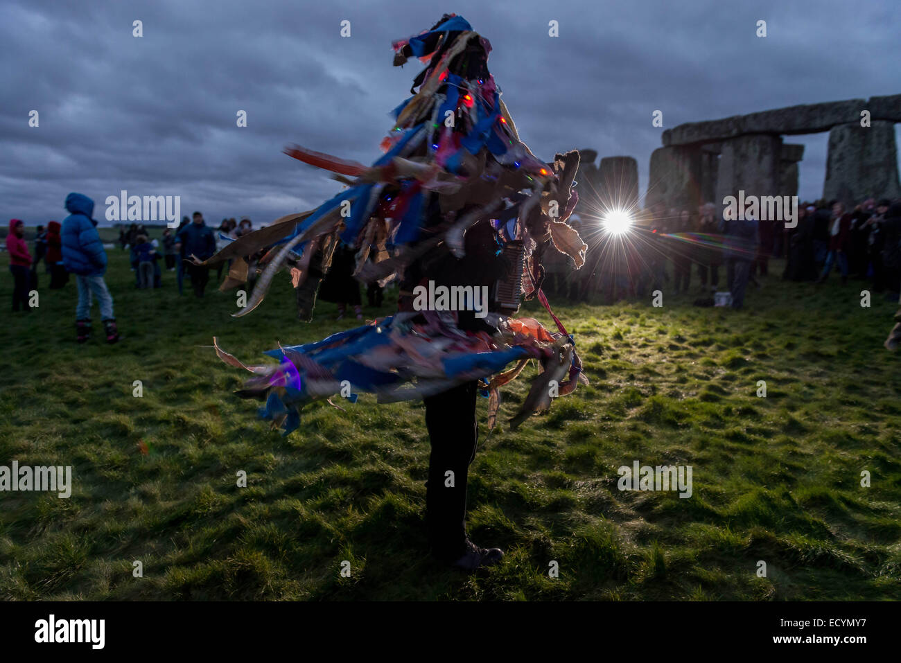 Stonhenge, Wiltshire, UK. 22nd Dec, 2014. Modern-day Druids, pagans and ...
