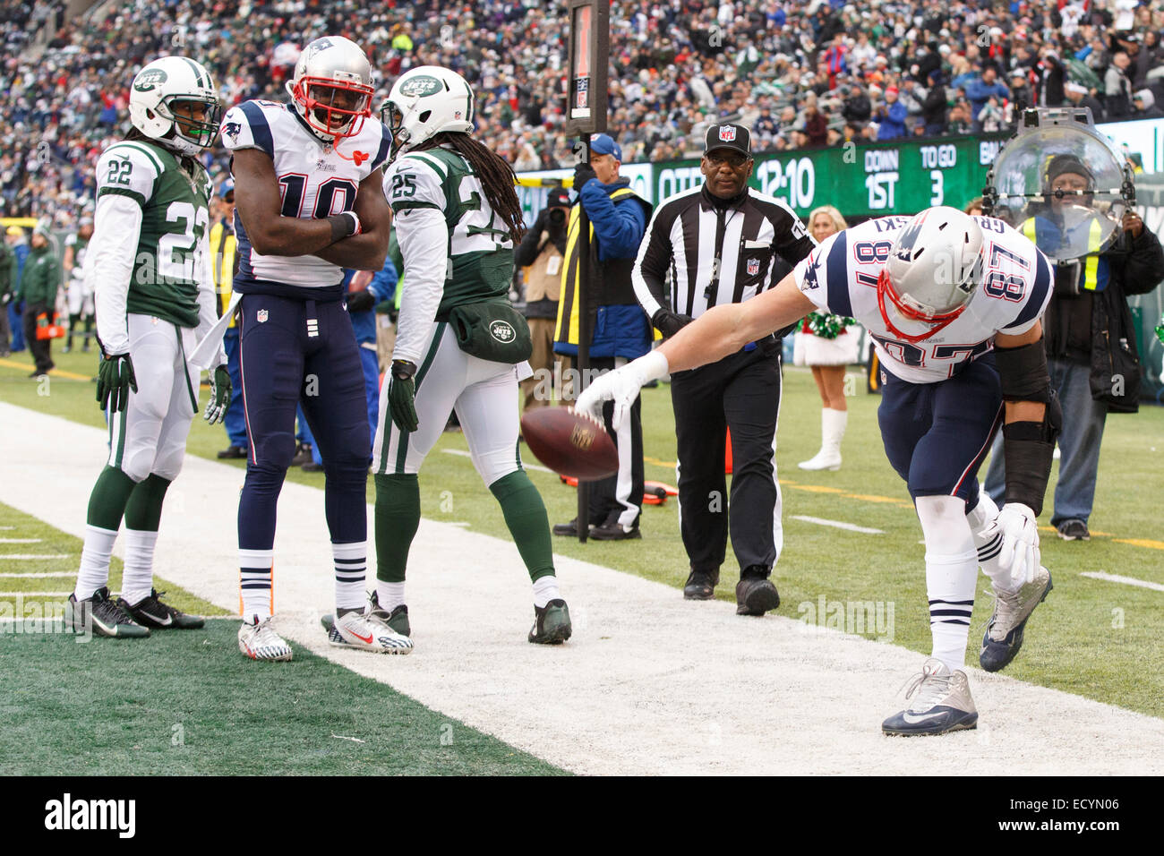 December 21, 2014: New England Patriots tight end Rob Gronkowski (87 ...