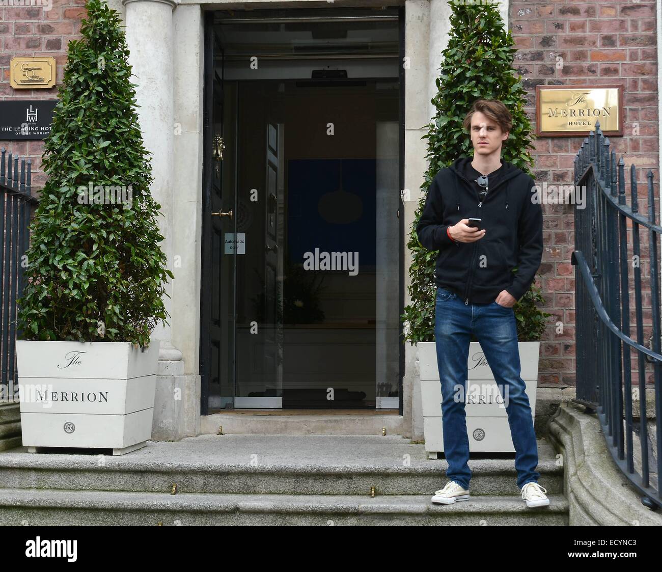 Tara ferry hi-res stock photography and images - Alamy