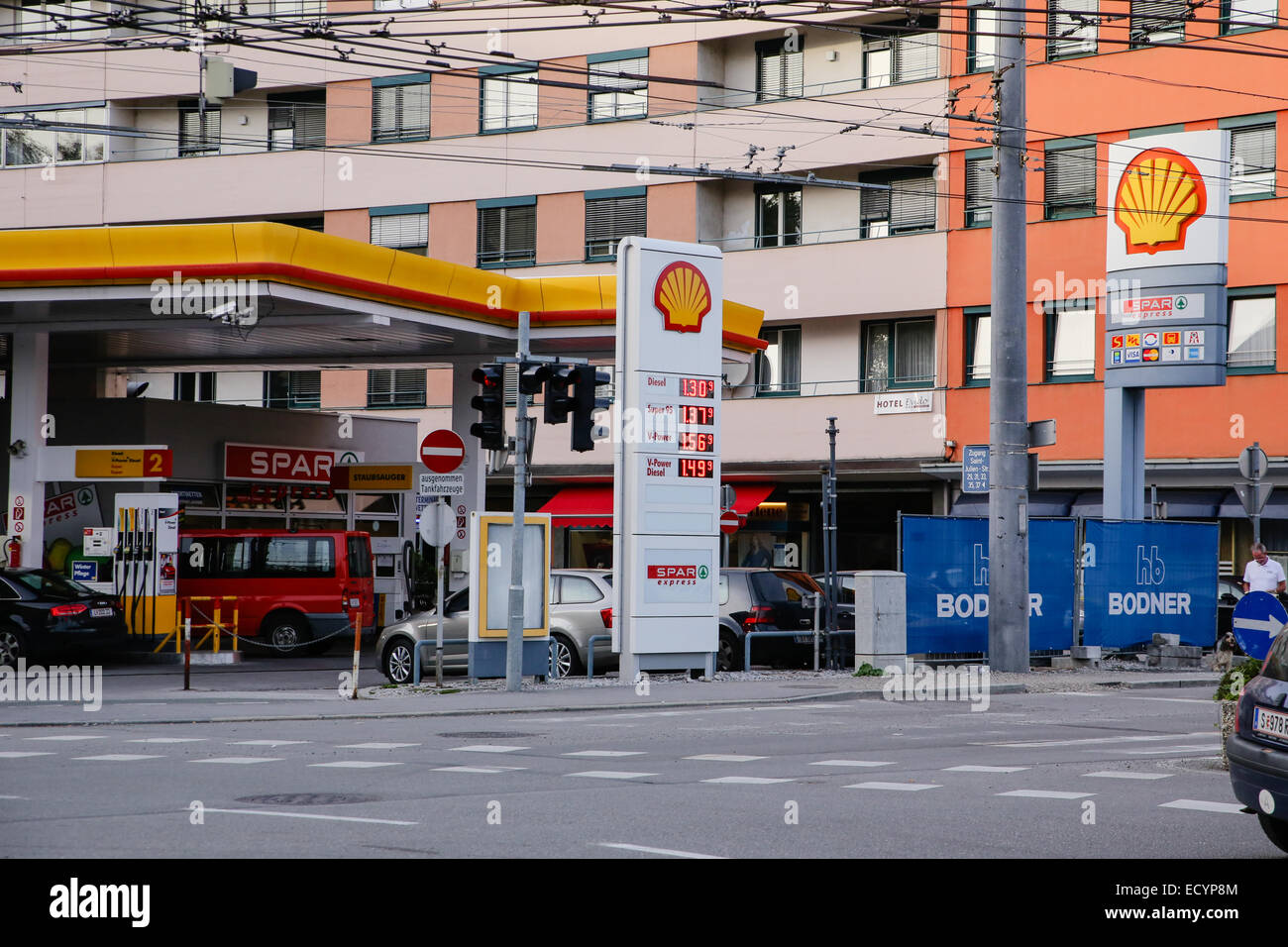 Shell petro gas station Salzburg Stock Photo - Alamy