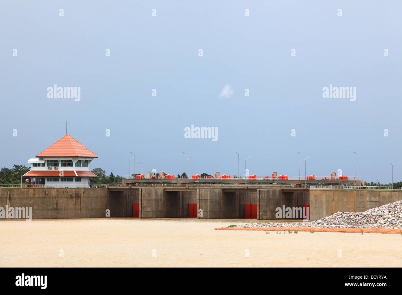 lake reservoir and dam with control building Stock Photo - Alamy