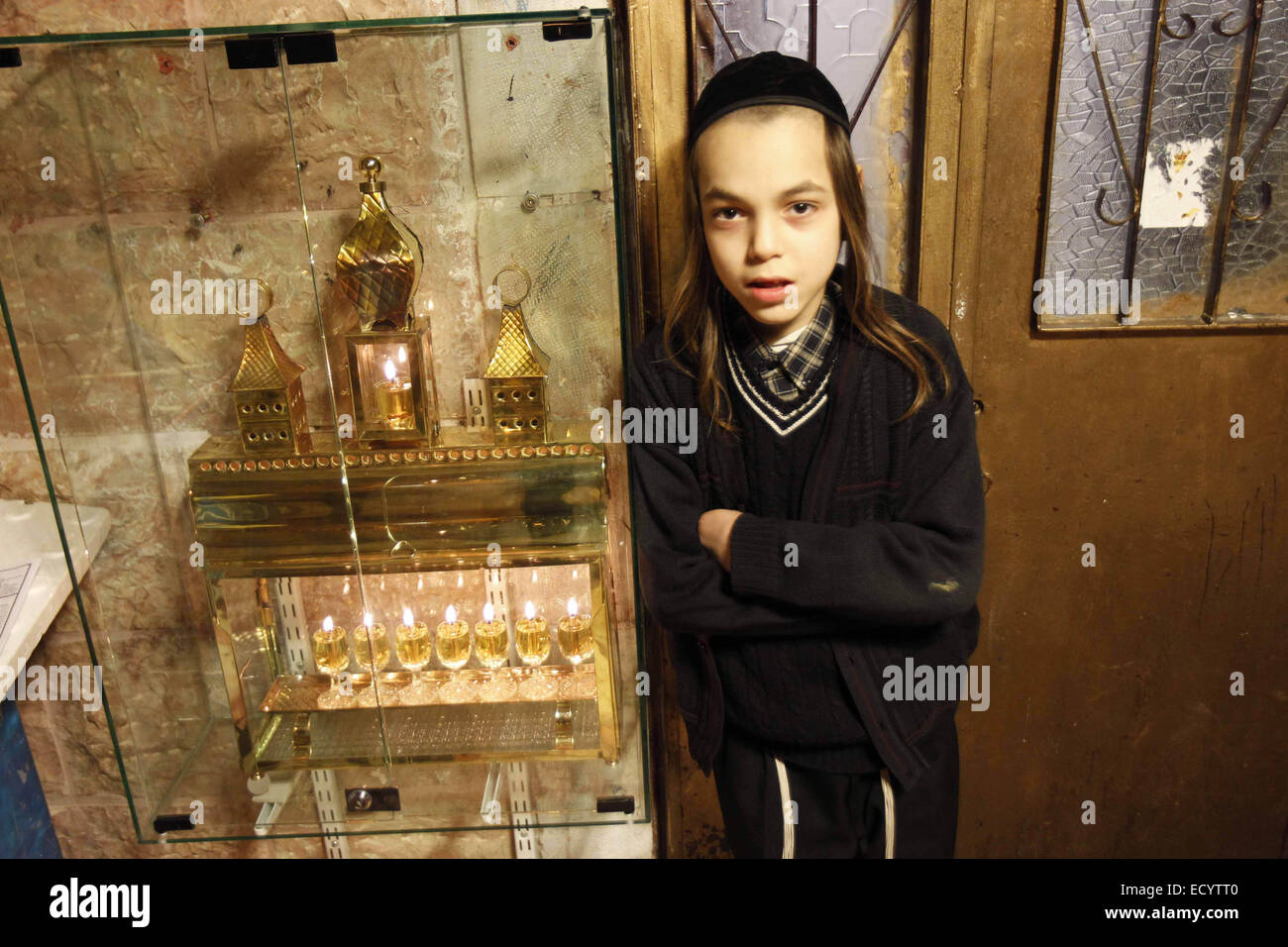 Mea Shearim, Jerusalem, Palestinian Territory. 22nd Dec, 2014. An Ultra ...