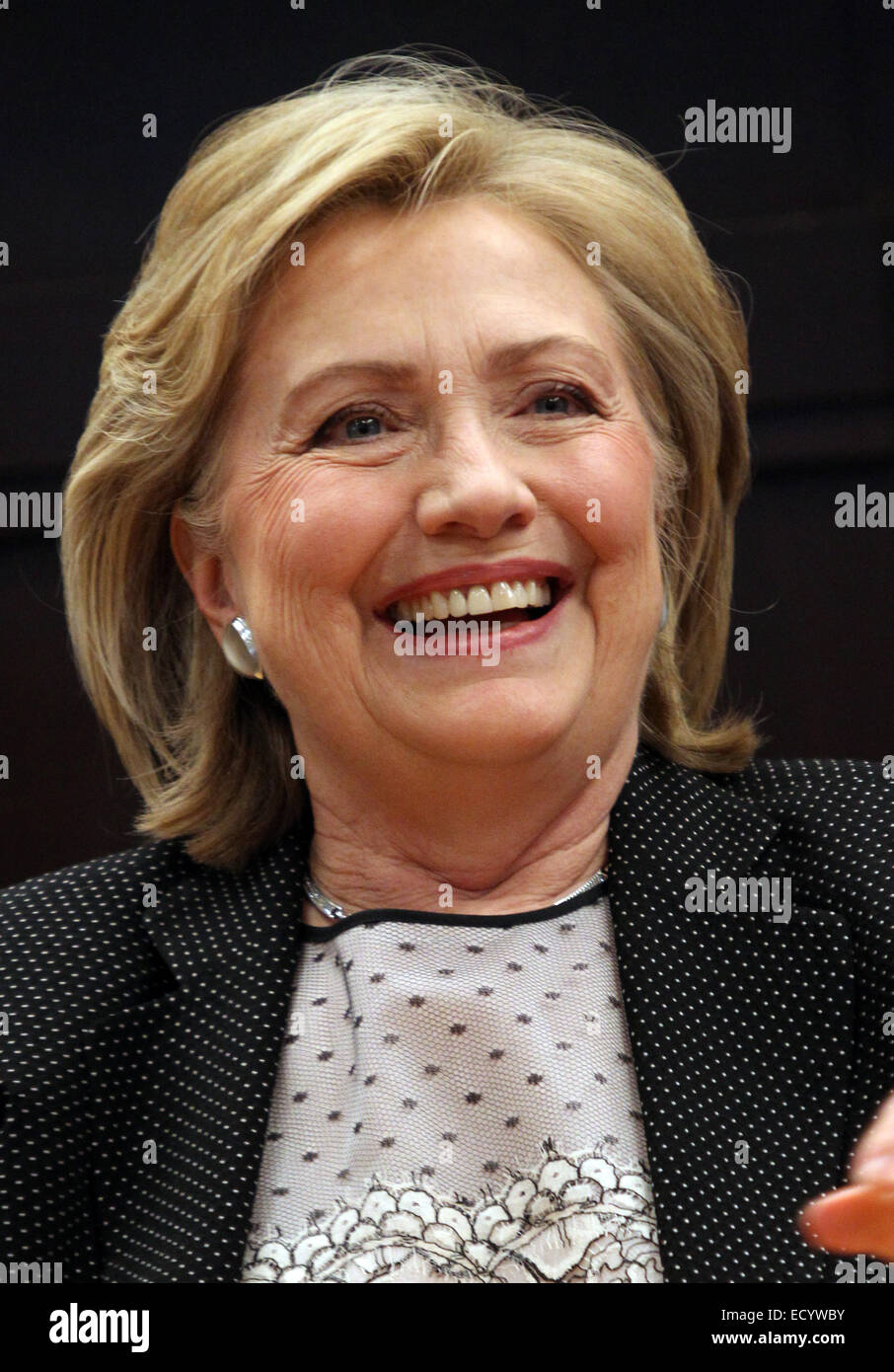 Hillary Rodham Clinton's book signing event, held at Barnes & Noble ...