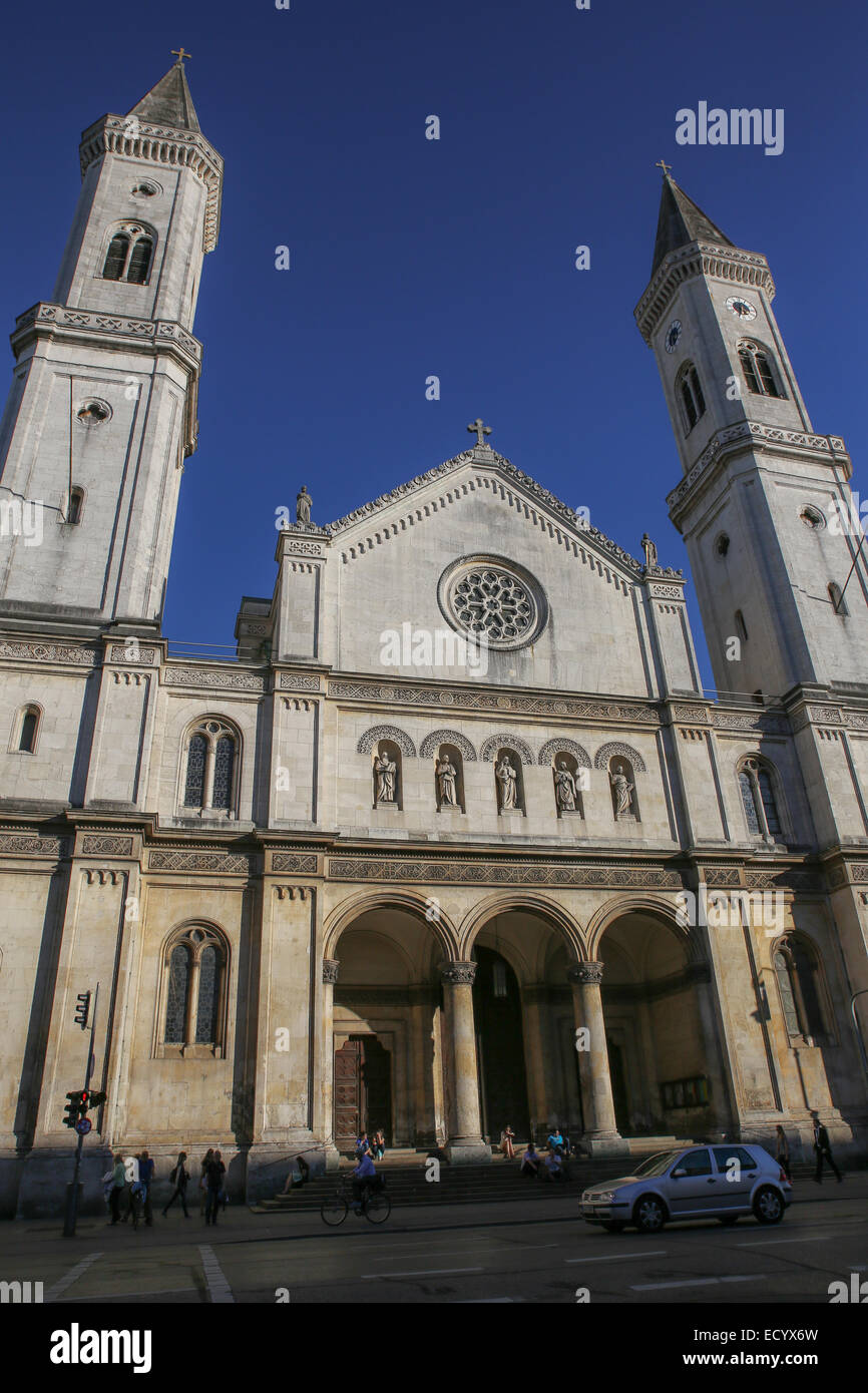 Ludwig maximilian university munich hi-res stock photography and images ...