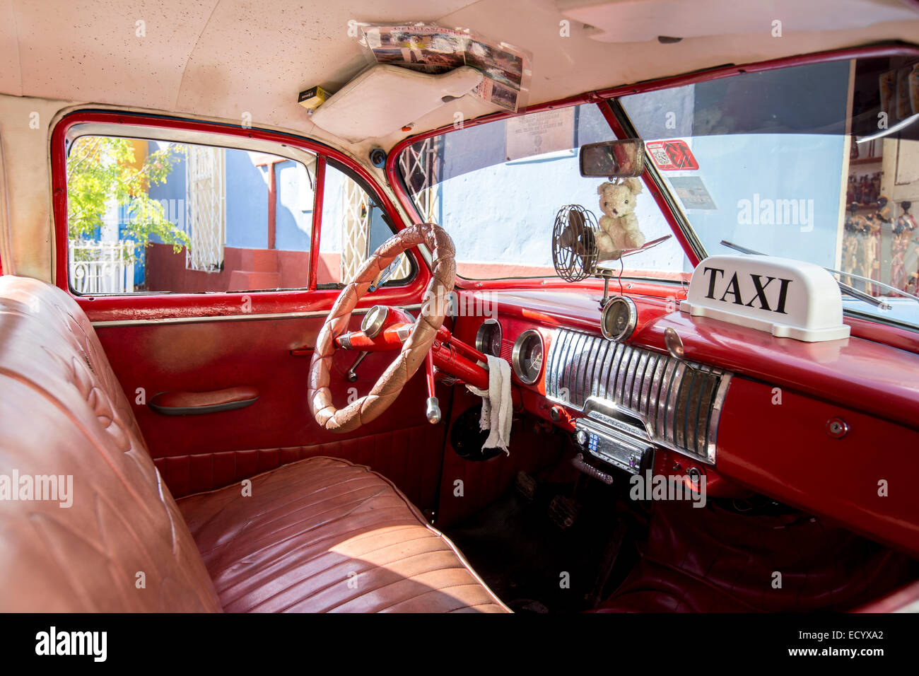 Interior of a classic American taxi in Trinidad, Cuba Stock Photo - Alamy