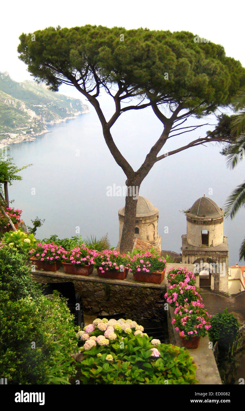 Italy villa rental hi-res stock photography and images - Alamy