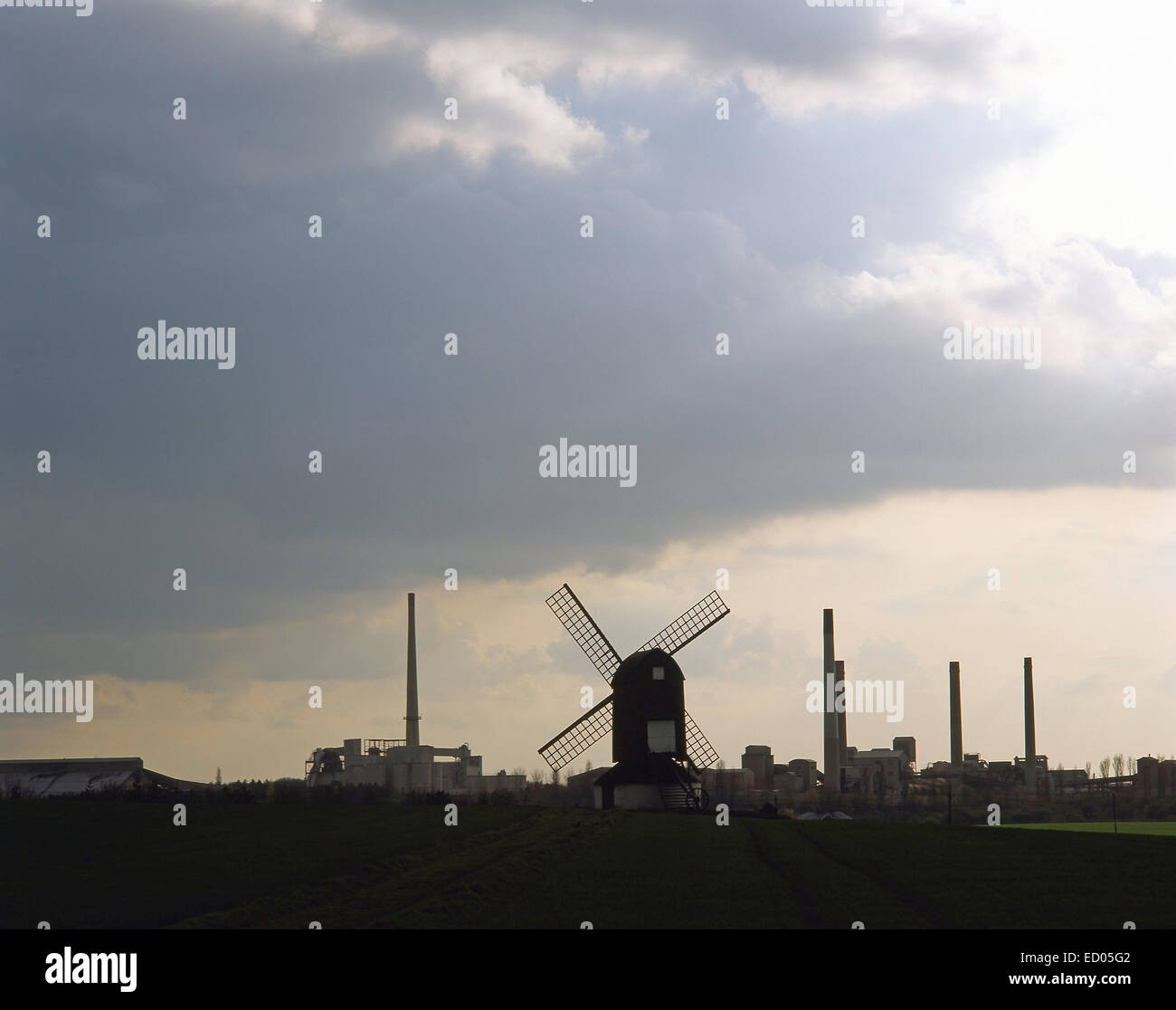 Pitstone Windmill and cement works, Pitstone, Buckinghamshire, England ...