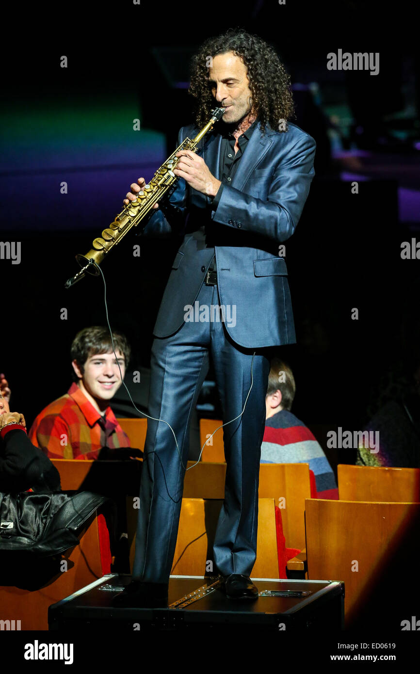 Music Artist KENNY G brings his 2014 Holiday Tour to the Durham ...