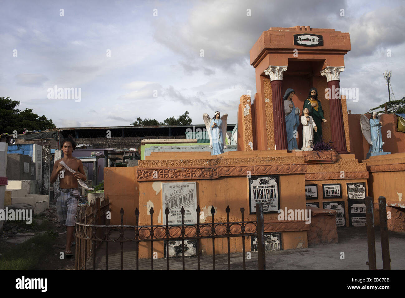 This cemetery in the heart of Pasay in Metro Manila, is the resting ...