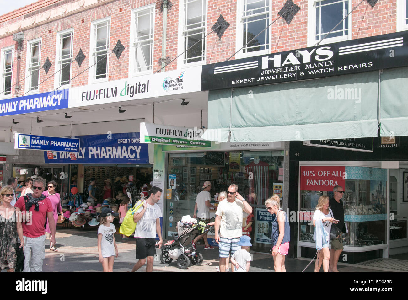 retail shops on the corso in manly sydney Stock Photo - Alamy