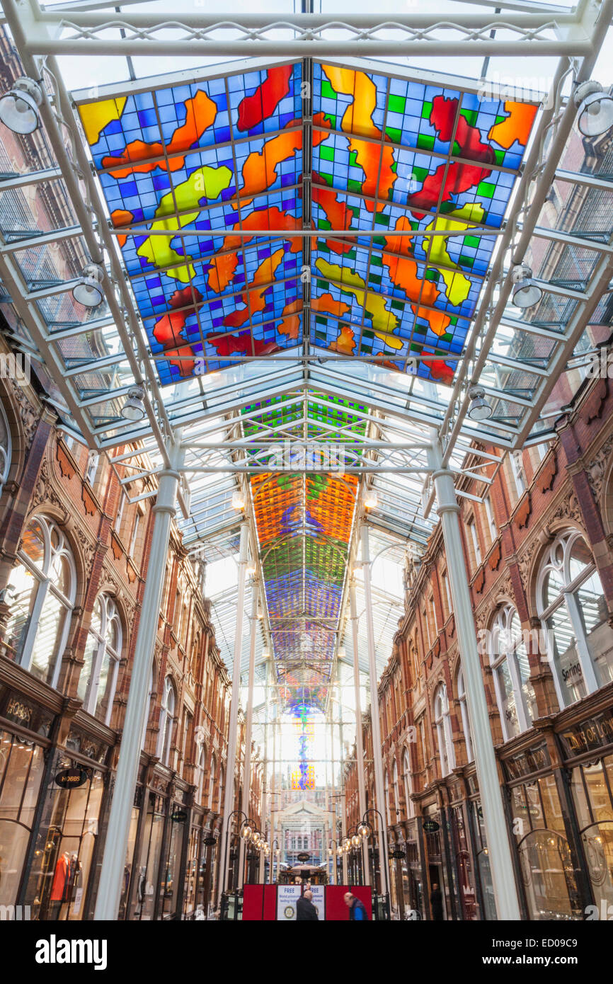England, Yorkshire, Leeds, Queen Victoria Street Arcade Stock Photo - Alamy